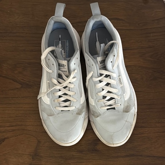 Vans | Shoes | Vans Ultra Range Classic White Sneakers Size 9 | Poshmark